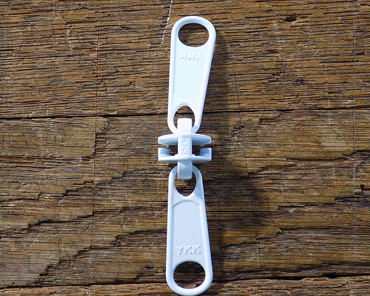 10-double-coil-metal-pull-white-zipper – Harris & Stearns